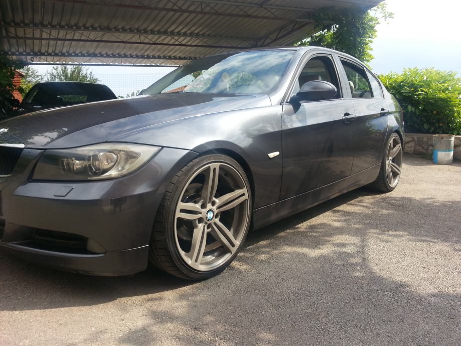 lBMW serija 3 320d, 2006 god.