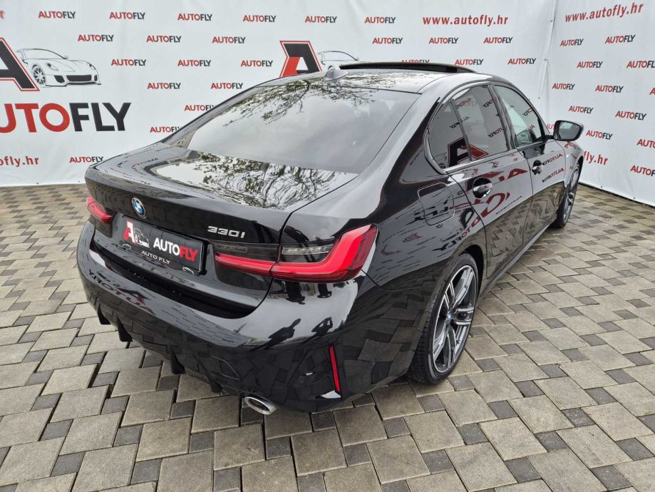 BMW serija 3 330i M-sport, Facelift, Shadowline, Laser, Šiber, PDV, 19, 2023 god.