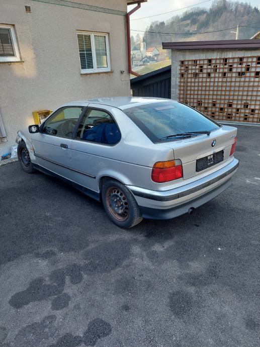 BMW serija 3 Compact 316i, 2000 god.