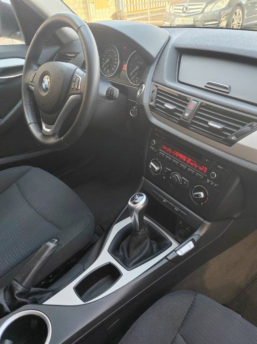BMW X1 sDrive 2.0d*REG 08/24*183000 KM*VRHUNSKO STANJE , 2013 god.