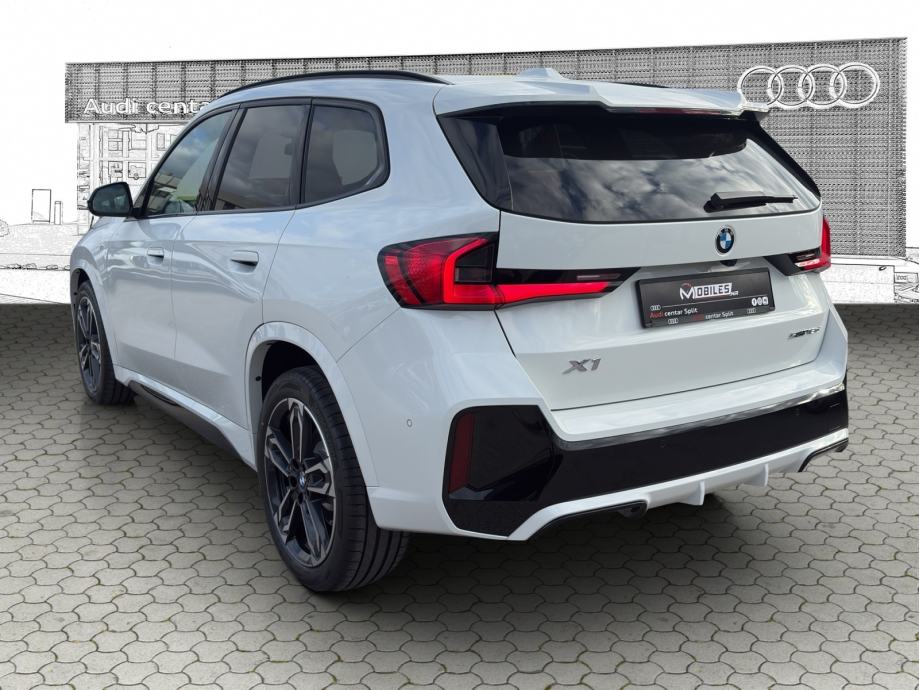 BMW X1 sDrive18d M sport PRO + premium pak+Nav pak+Keyless+driving ass ...