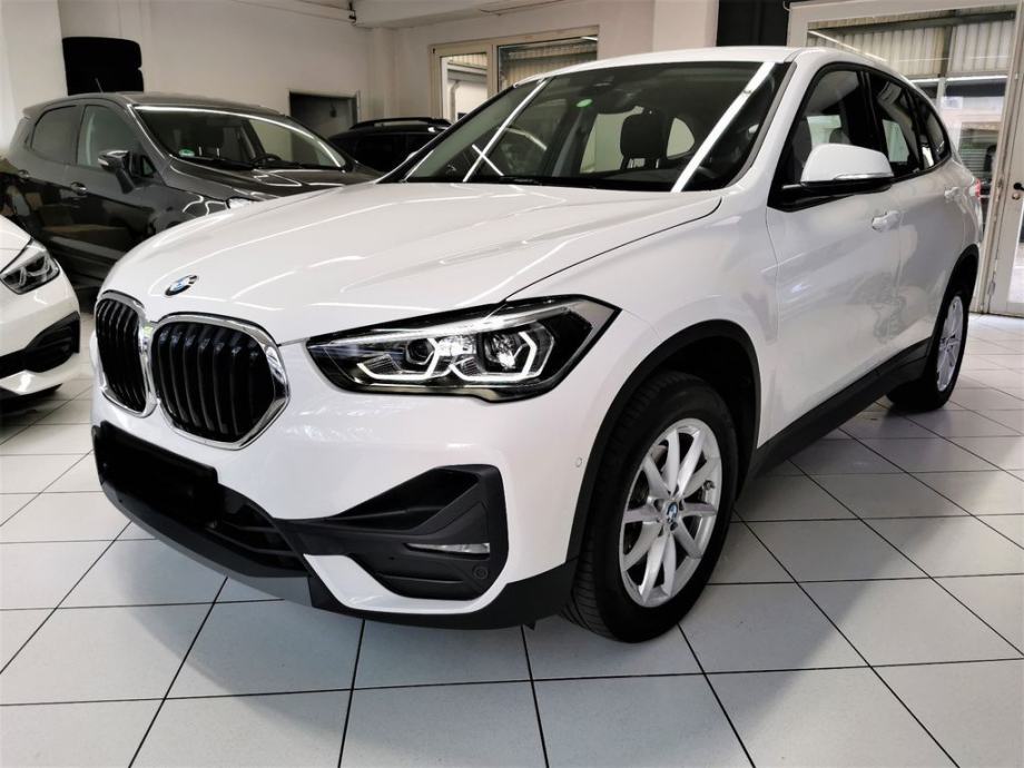 BMW X1 sDrive18d-MANUAL - advantage, 2020 god.