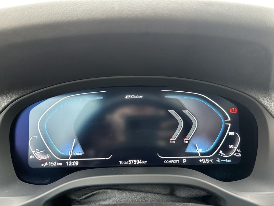 BMW X3 30e xDRIVE M - SPORT LED PANORAMA HUD KAMERA ALU 20 NAVI PDC ...