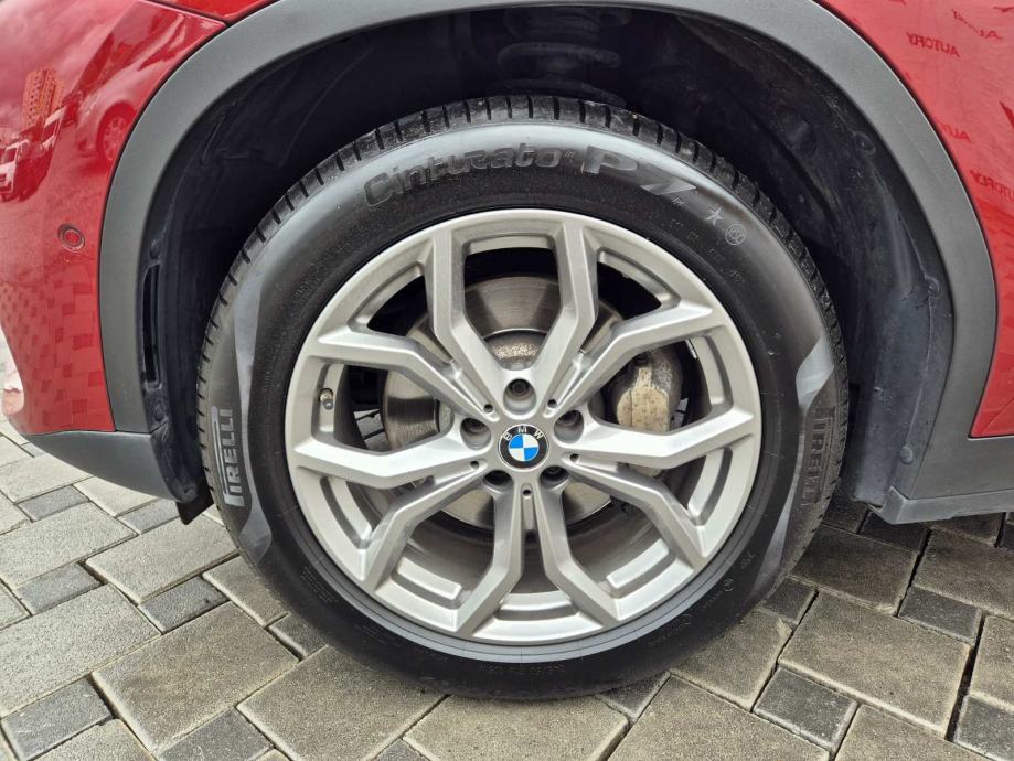 BMW X4 30i xDrive xLine, Shadow, Led, Kamera, Harman/Kardon, 19 alu ...