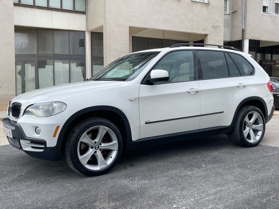 BMW X5 4.8i V8 USA, 2007 god.