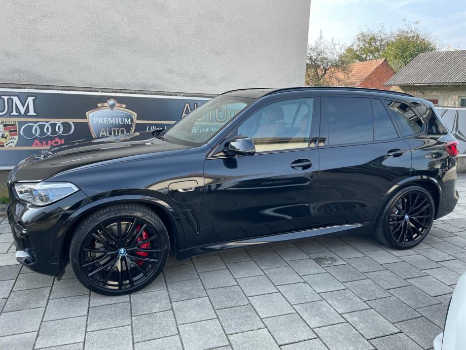 BMW X5 45 e*** X-DRIVE*** 2021 GOD*** NOVO** VIŠE KOM NA STANJU ...