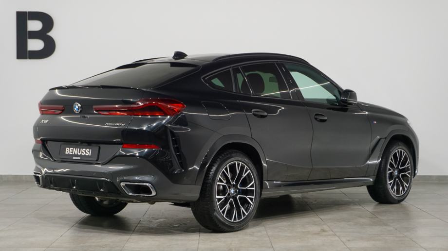 BMW X6 3.0D XDRIVE, 2021 god.