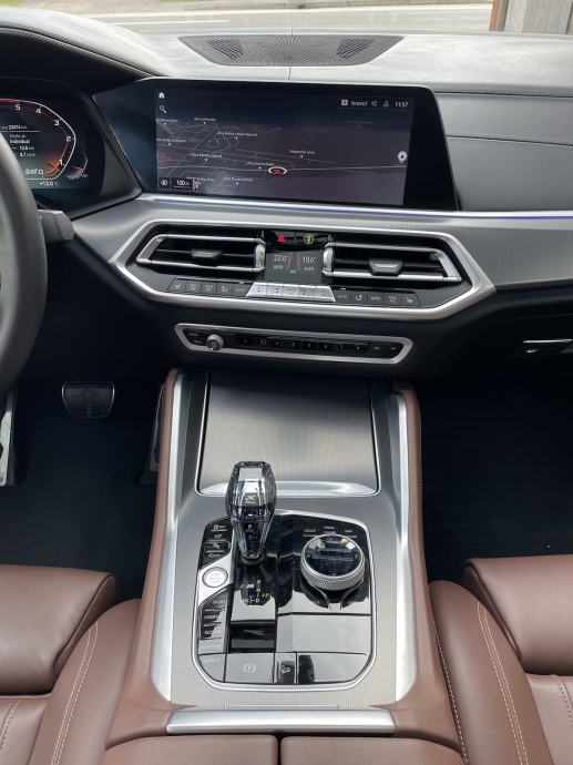 BMW X6 M50 d** 2021 GOD*** LASER*** PANORAMA*** MAX OPREMA!!**, 2021 god.