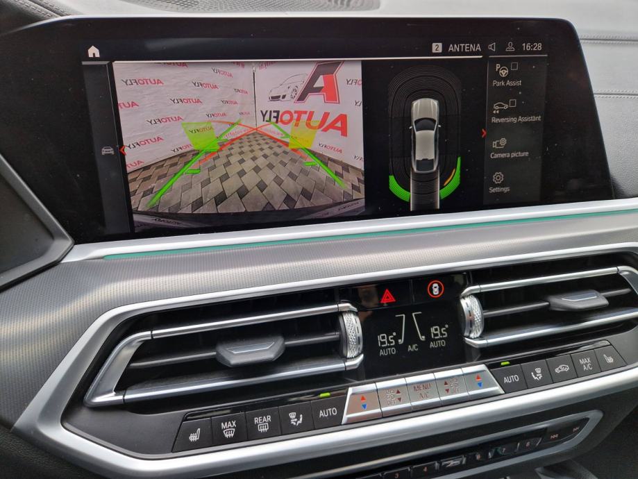 BMW X6 xDrive 3.0d M-paket, Panorama, Kamera, Led, u PDV-u, 20 alu, 2021 god.