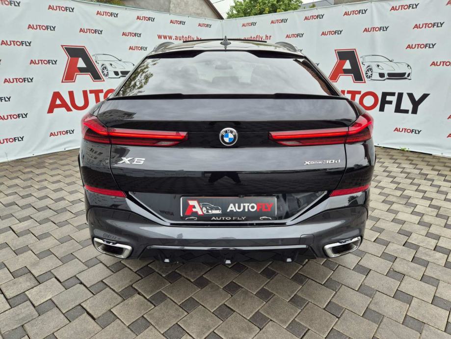BMW X6 3.0d xDrive M-paket, Shadowline, ACC, Pano, Led, Kamera, 22, 2023 god.