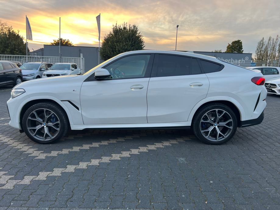 BMW X6 xDrive30d M-paket,panorama,swarovski,koza,radari,alu21,full, 2021 god.
