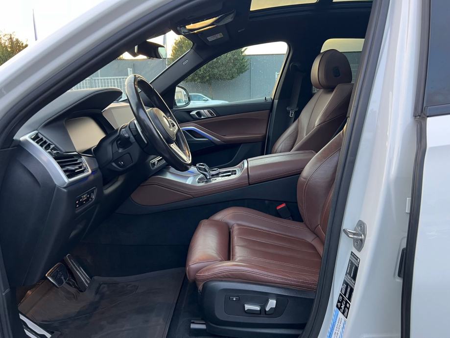 BMW X6 xDrive30d M-paket,panorama,swarovski,koza,radari,alu21,full, 2021 god.