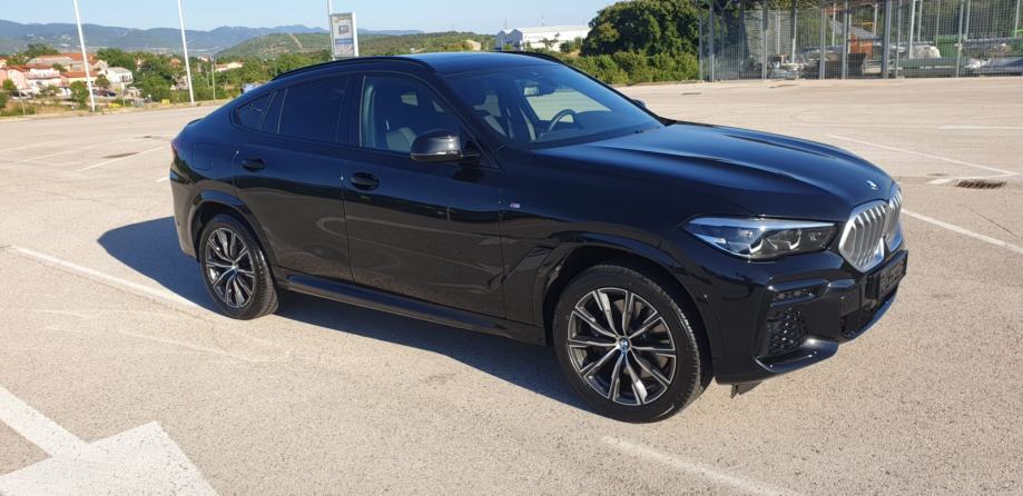 BMW X6 xDrive30d M SPORT, 2021 god.