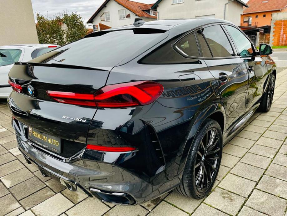 BMW X6 xDrive30d M sport paket, 2021 god.