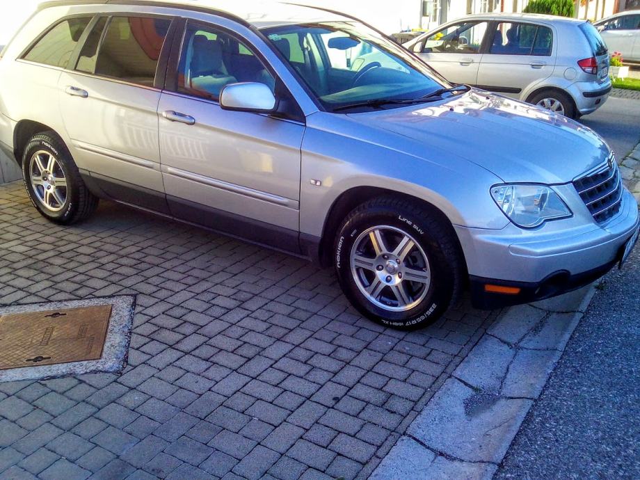 Chrysler Pacifica crossover automatik, 2008 god.