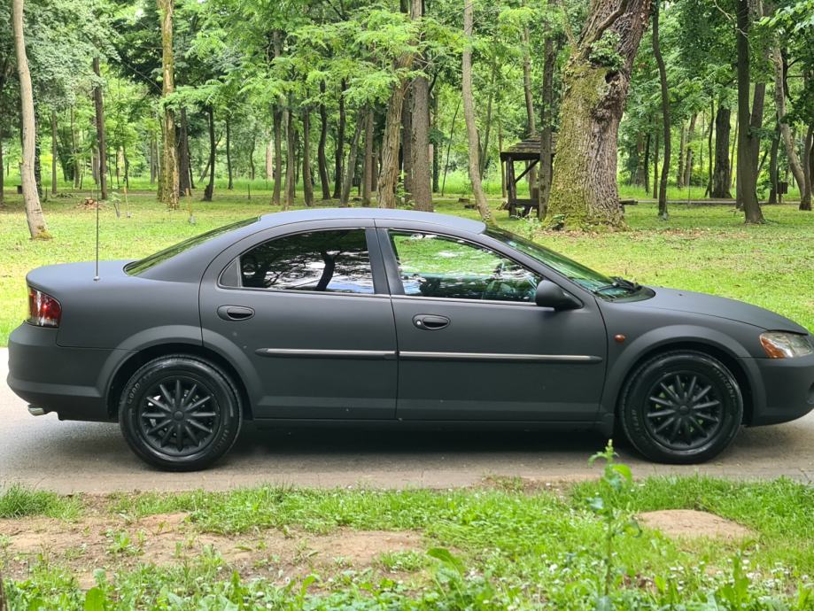 Chrysler Sebring 2,7 V6 LX .KuKa,Mat,crni,jedinstveni!Zamjena!, 2001 god.