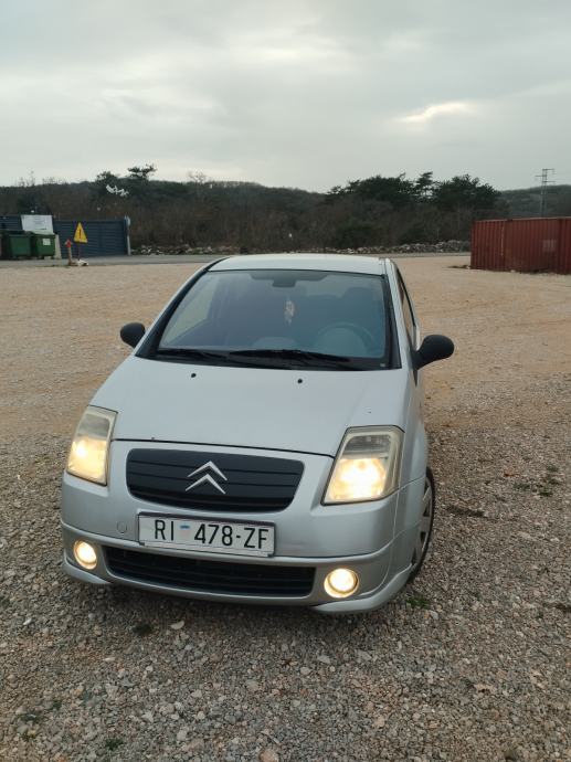 Citroën C2 1,6 i 16V VTR, 2004 god.