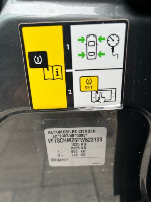 Citroën C3 1,2 i ⭐️SAMO 35000 km !! REG.11/2025.g !!!, 2015 god.