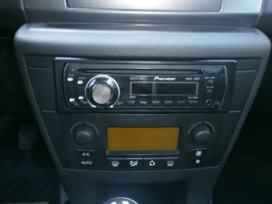 Citroën C4 1,6 HDi Visio+, 2009 god.