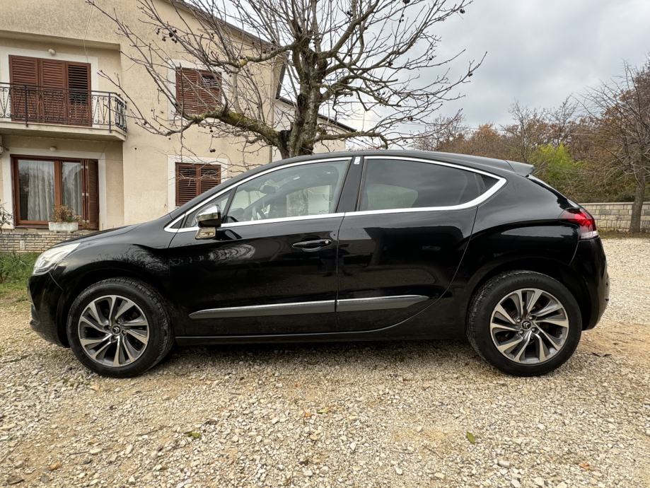 Citroën DS4 1,6 HDi *Multimedija ekran + kamera*, 2012 god.