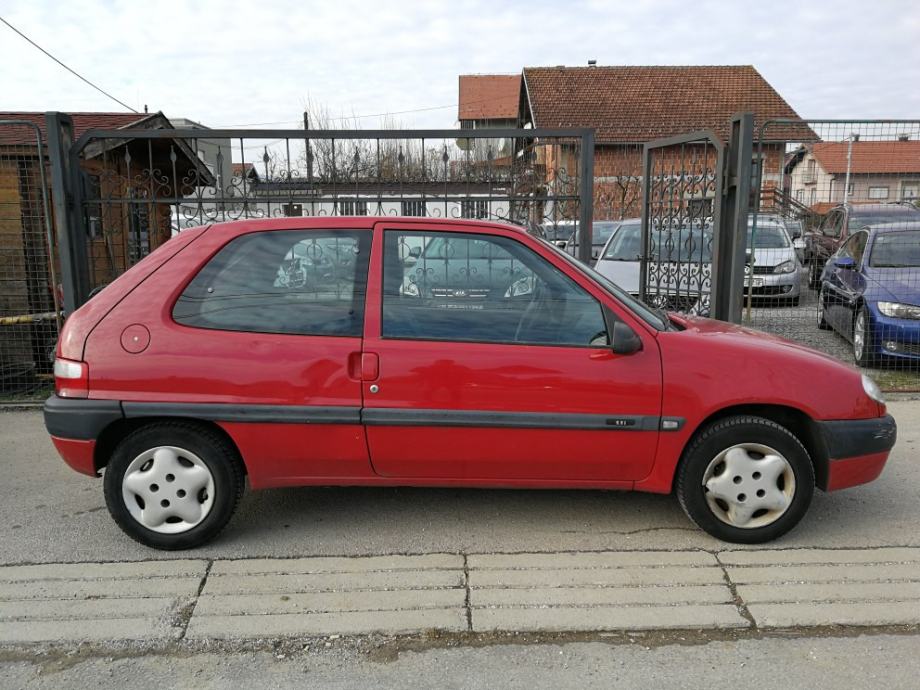 Citroën Saxo 1,1 i A reg 7/2020, 2000 god.