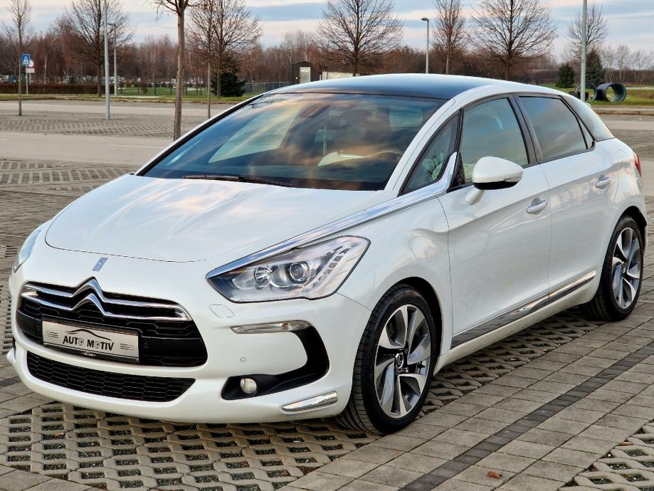 CITROEN DS5 1.6 THP SPORT CHIC - **BOGATA OPREMA - SUPER ATRAKTIVAN**, 2012 god.