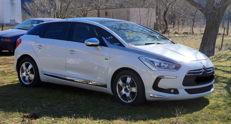 CITROEN DS5 HYBRID 4 AIRDREAM 4X4 SPORT CHIC - Full oprema, 2012 god.