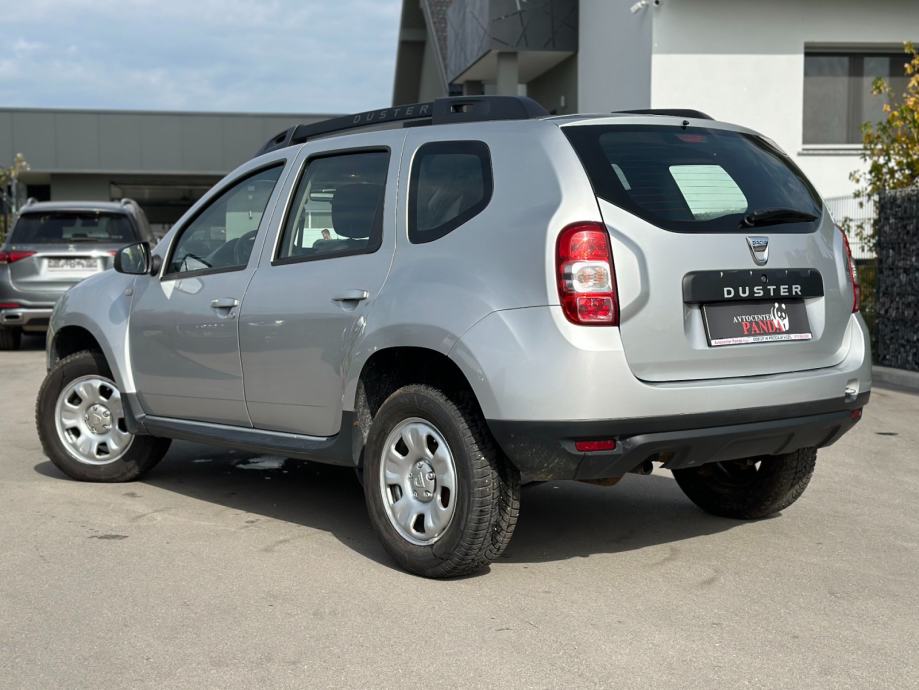 Dacia Duster Duster 1,2 TCe 125 Laureate, 2015 god.