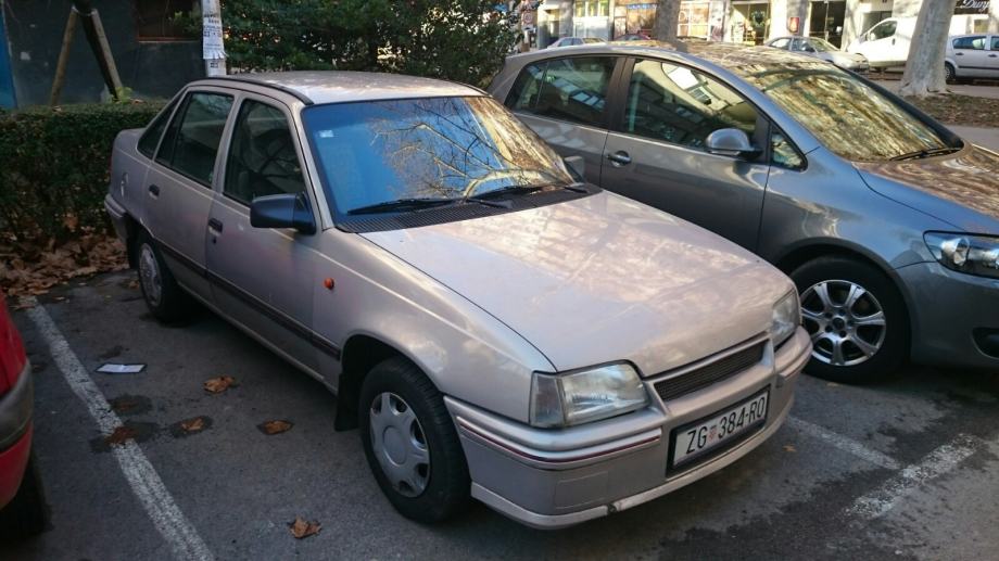 Daewoo Racer 1,5 GSi, 1995 god.