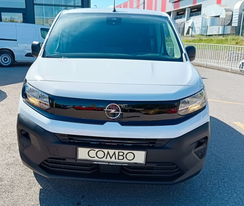DEMO VOZILO Opel Combo Crew Van 1,5 D 96 Kw L2H1 pomična N1 pregrada ...