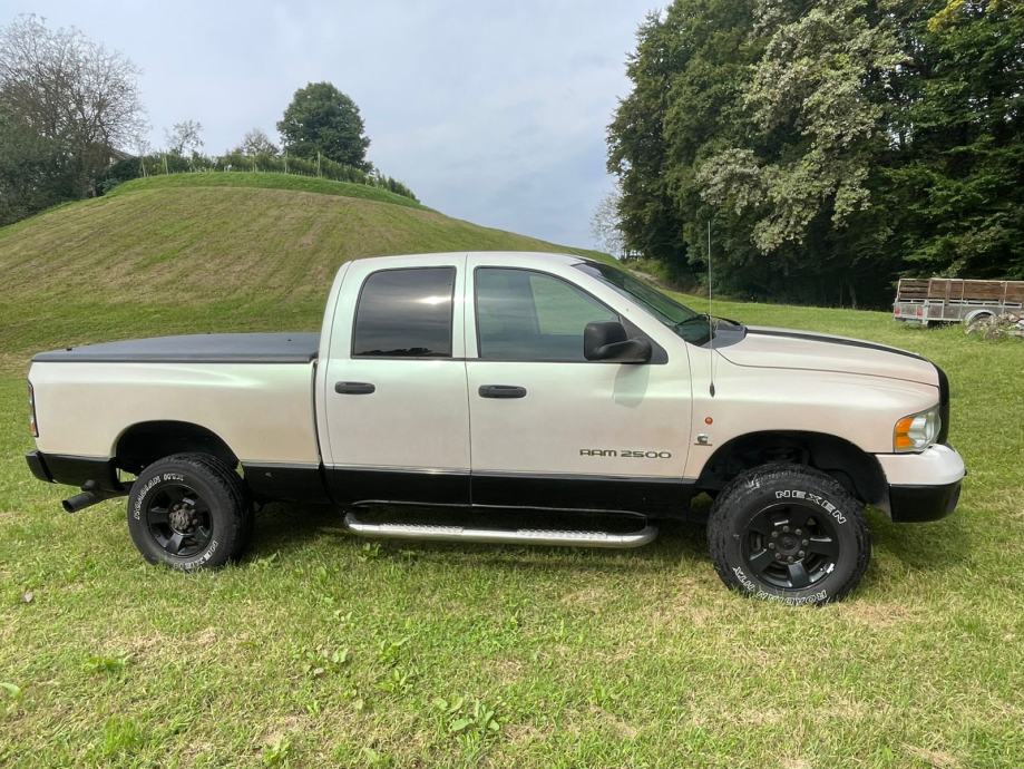 Dodge RAM 2500 cummins diesel mamualni mjenjac, 2005 god.