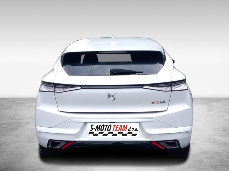 DS Automobiles DS4 Pure Tech 130 Performance Line+ Automatik, 2022 god.