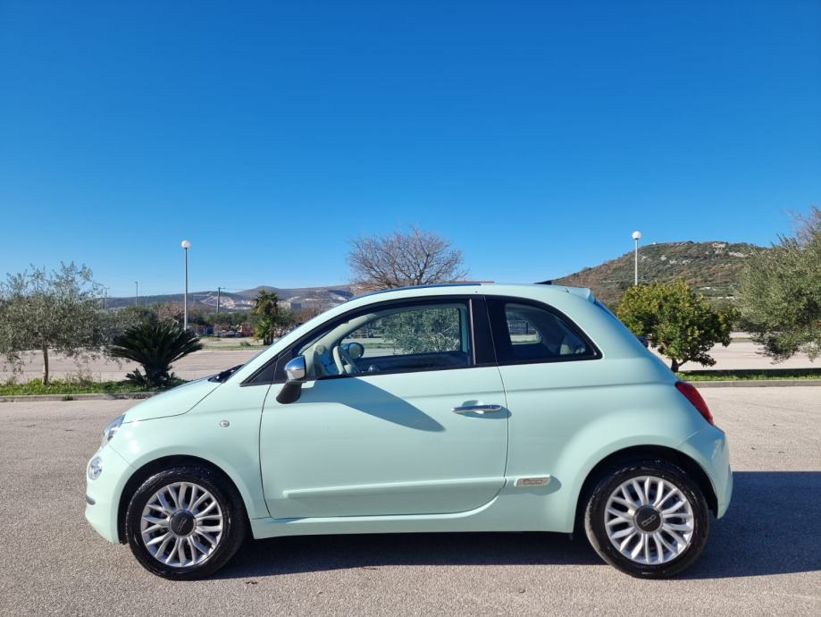 Fiat 500 1,0 GSE HYBRID ** SAMO 2.400KM** NOVO, 2021 god.