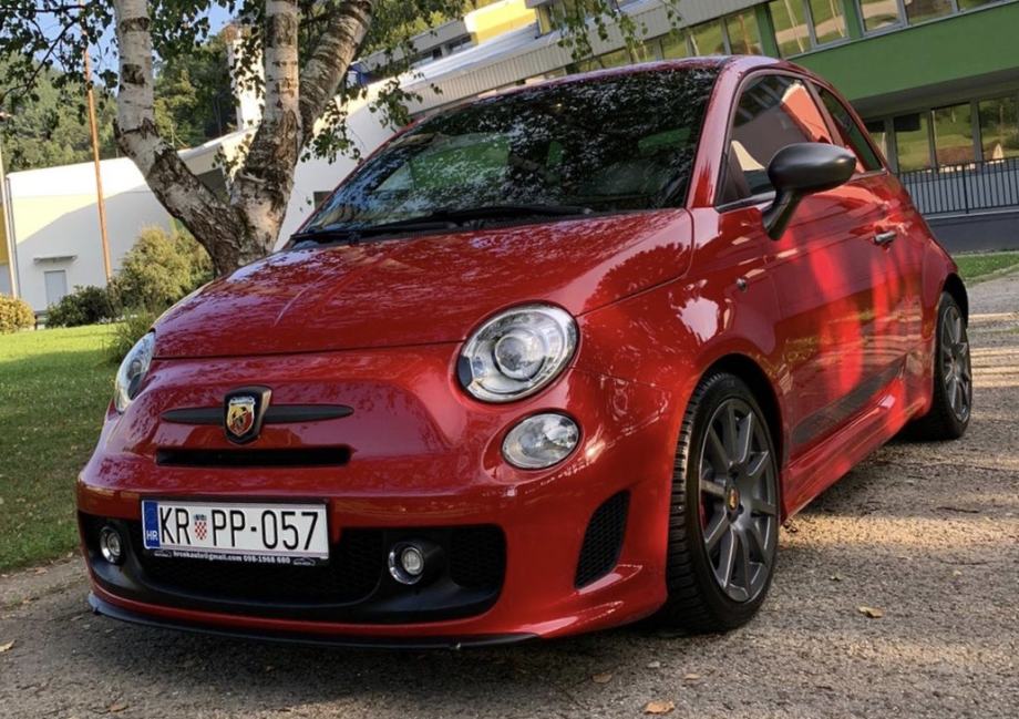 Fiat 500 ABARTH,135 KS,DOSLOVNO NOV, 2013 god.