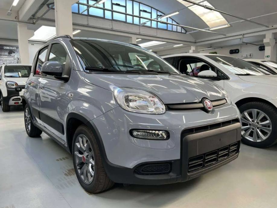 FIAT Panda Hybrid - VELIKA AKCIJA!, 2022 god.