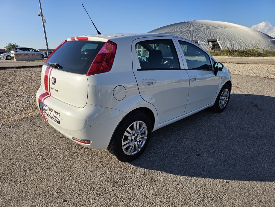 Fiat Punto 1.2, Navigacija, Parking senzori, Alu, 2016 god.
