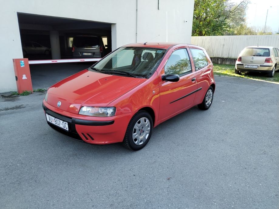 Fiat Punto 1.2i, veliki+mali servis, reg.06/2024, odlično stanje!, 2003 ...