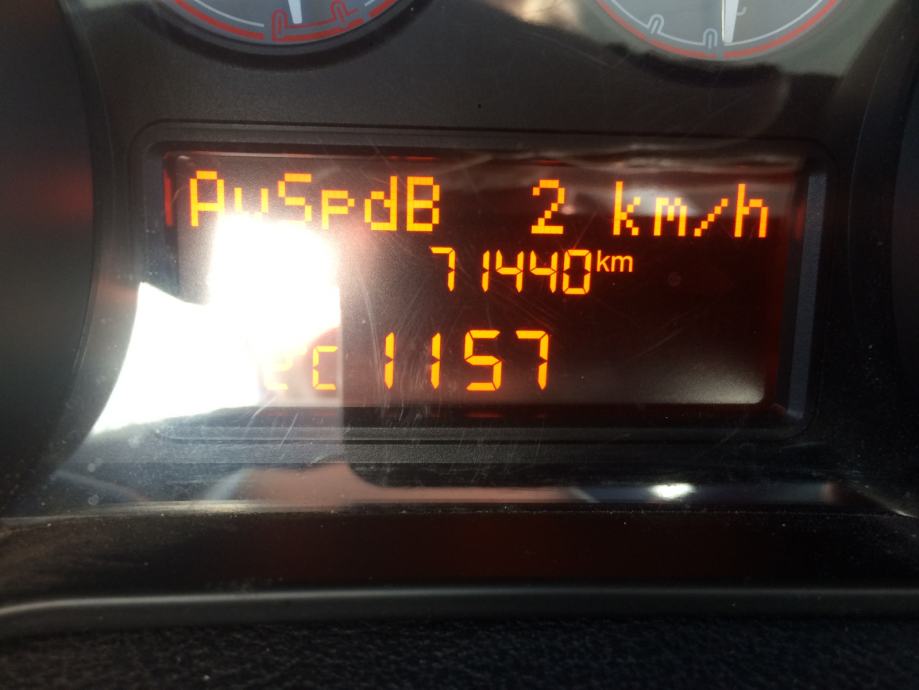 Fiat Punto 1,3 Multijet 16V 71.400 KM SERVISNA,GARANCIJA!, 2015 god.