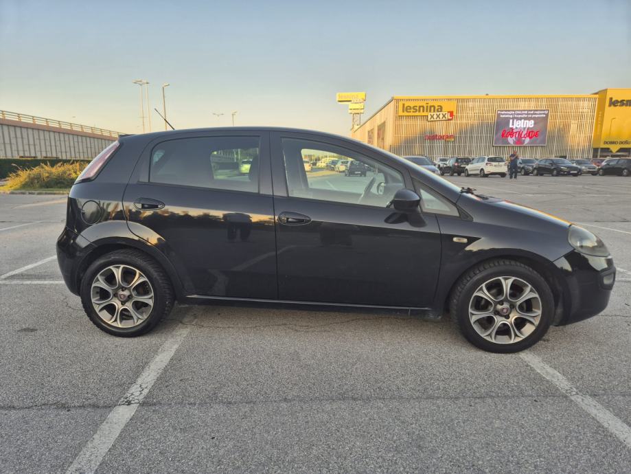 Fiat Punto 1.3 Multijet – mali Ferrari za početnike, 2010 god.
