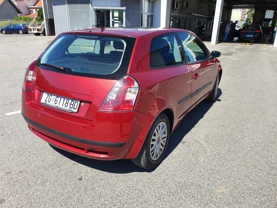 Fiat Stilo 1,8 16V Dynamic +Plin, Panorama, reg god dana, 2002 god.