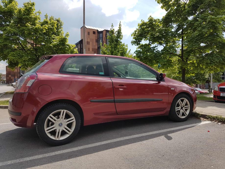 Fiat Stilo 1,9 JTD Multijet, 103Kw (140KS), 2004 god.