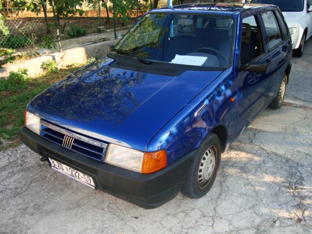 Fiat Uno 1,0 fire, 2002 god.