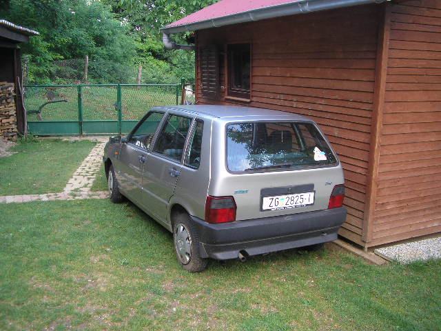Fiat Uno 1000 fire, 1998 god.