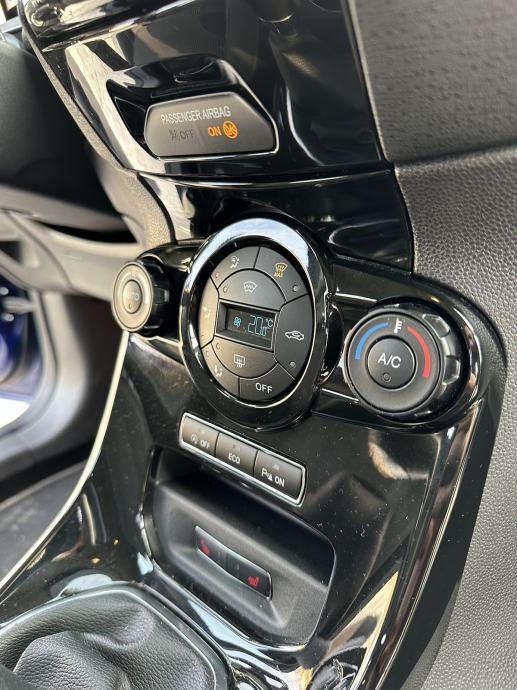 Ford Fiesta 1,0T *Titanium*92kw*Reg god dana*, 2016 god.