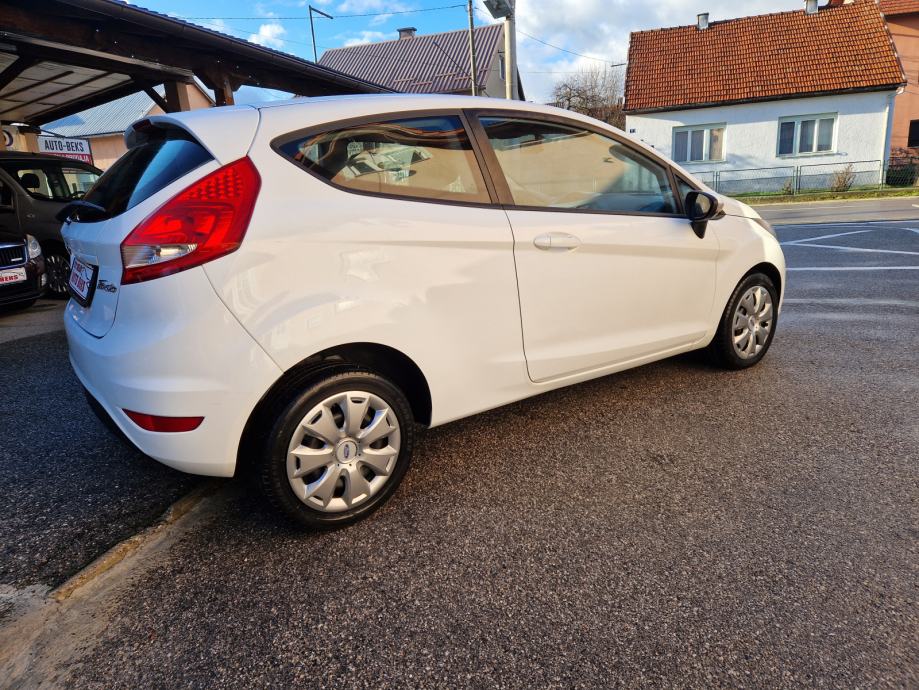 Ford Fiesta 1,4 16V Benzin+Plin,Na ime kupca, 2010 god.