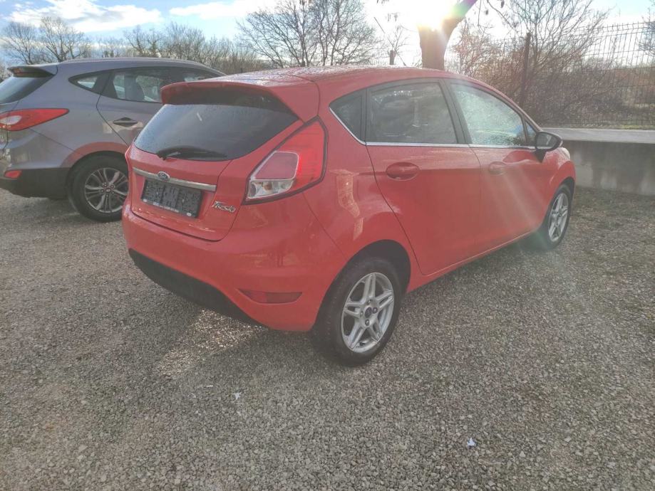 Ford Fiesta 1,4 Benzin/Plin TITANIUM, 2013 god.