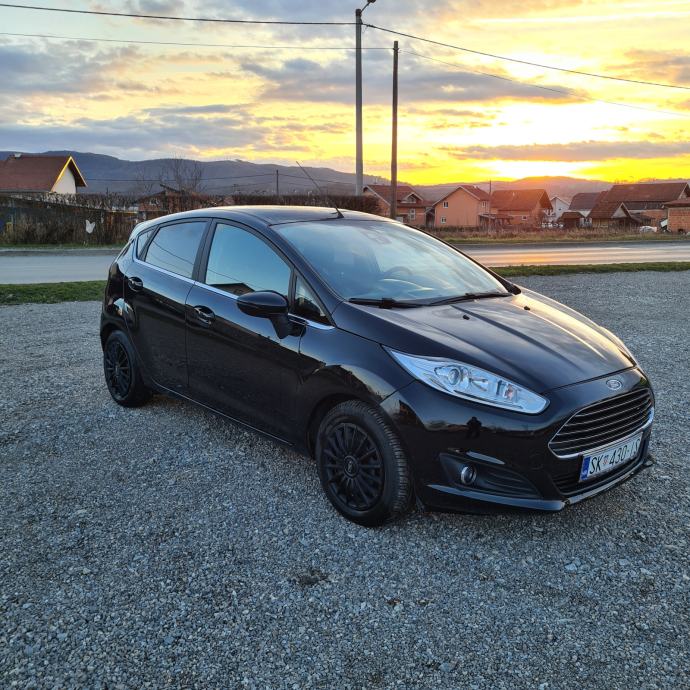 Ford Fiesta 1,6TDCi *RaceChip GTS(117ks) *TITANIUM*127.600km, 2014 god.