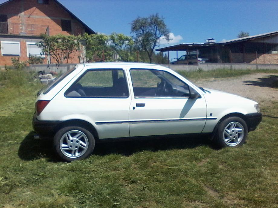 Ford Fiesta C 1,8 D reg.do 9/2016, 1991 god.