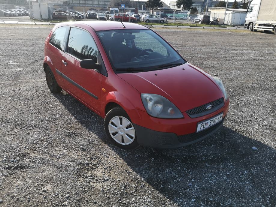 Ford Fiesta, REG DO 09/21, nije fiksno! Auto se nalazi u ZG, 2007 god.