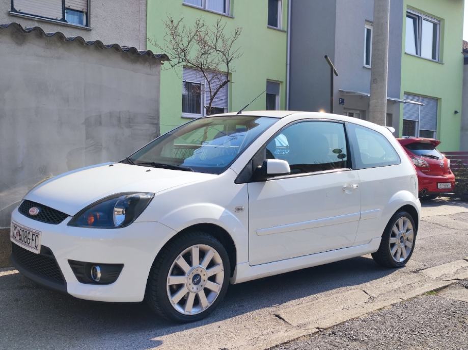 Ford Fiesta ST 2,0, 2008 god.